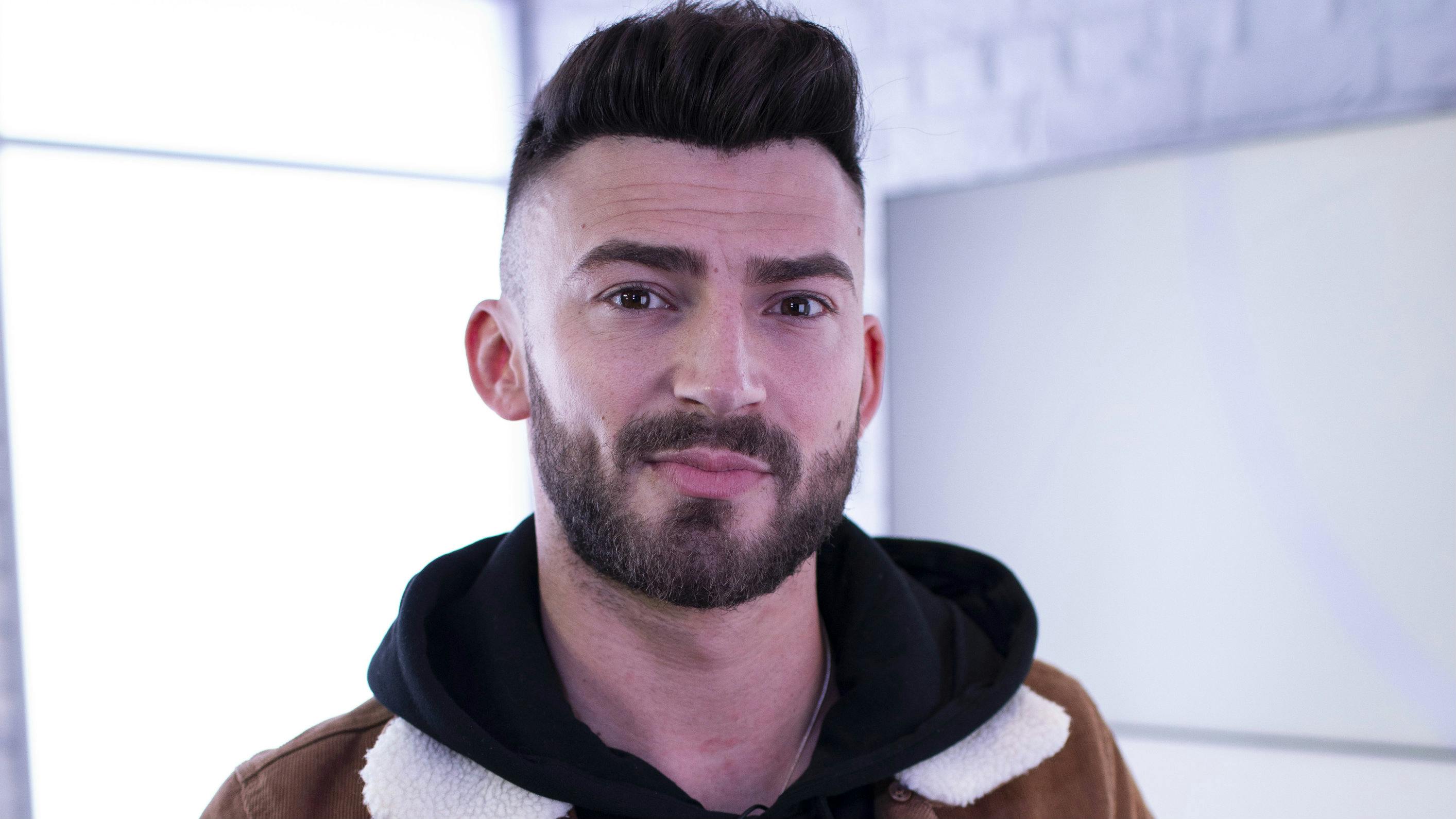 Jake Quickenden gets fans all fired up with NSFW selfie