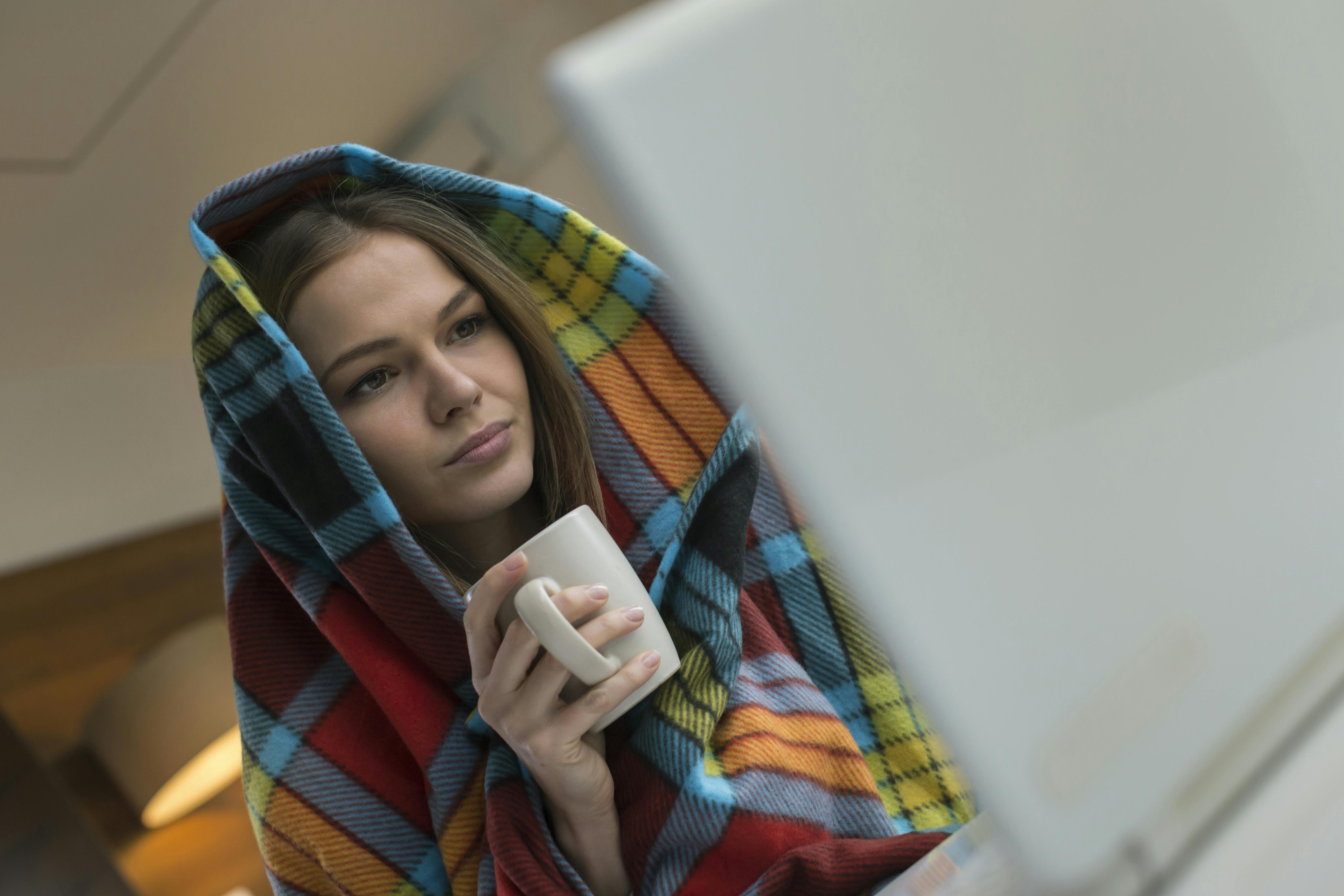 It’s Not Just In Your Head, Having A Cold Office Does Make You Less ...