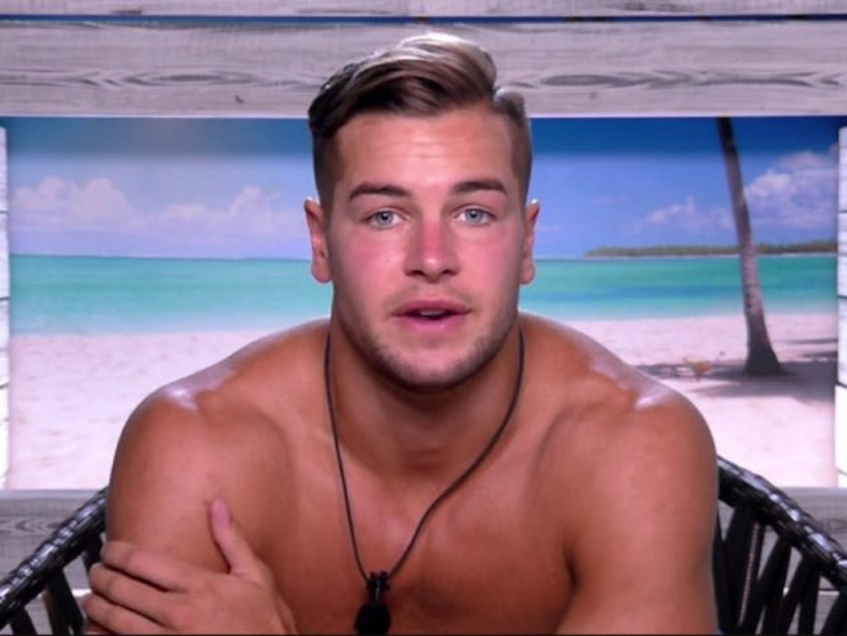 Inside Love Island Finn Tapp's stunning home with his own bar