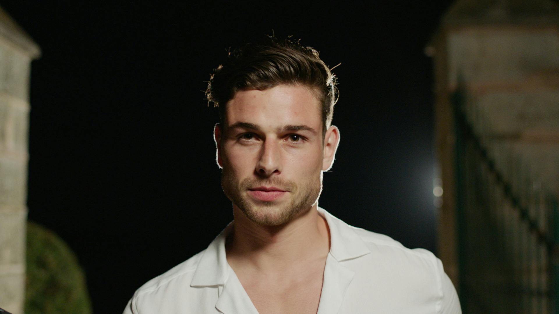 Love Island fans think Tom Walker has a girlfriend after a finding cute ...