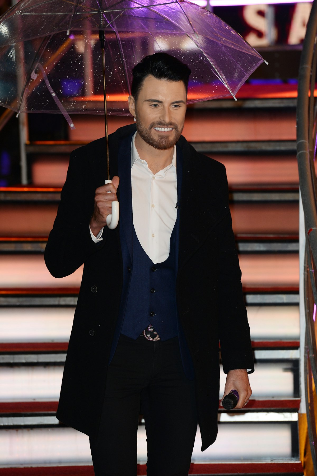 Amy Hart shows off new teeth and they are very white