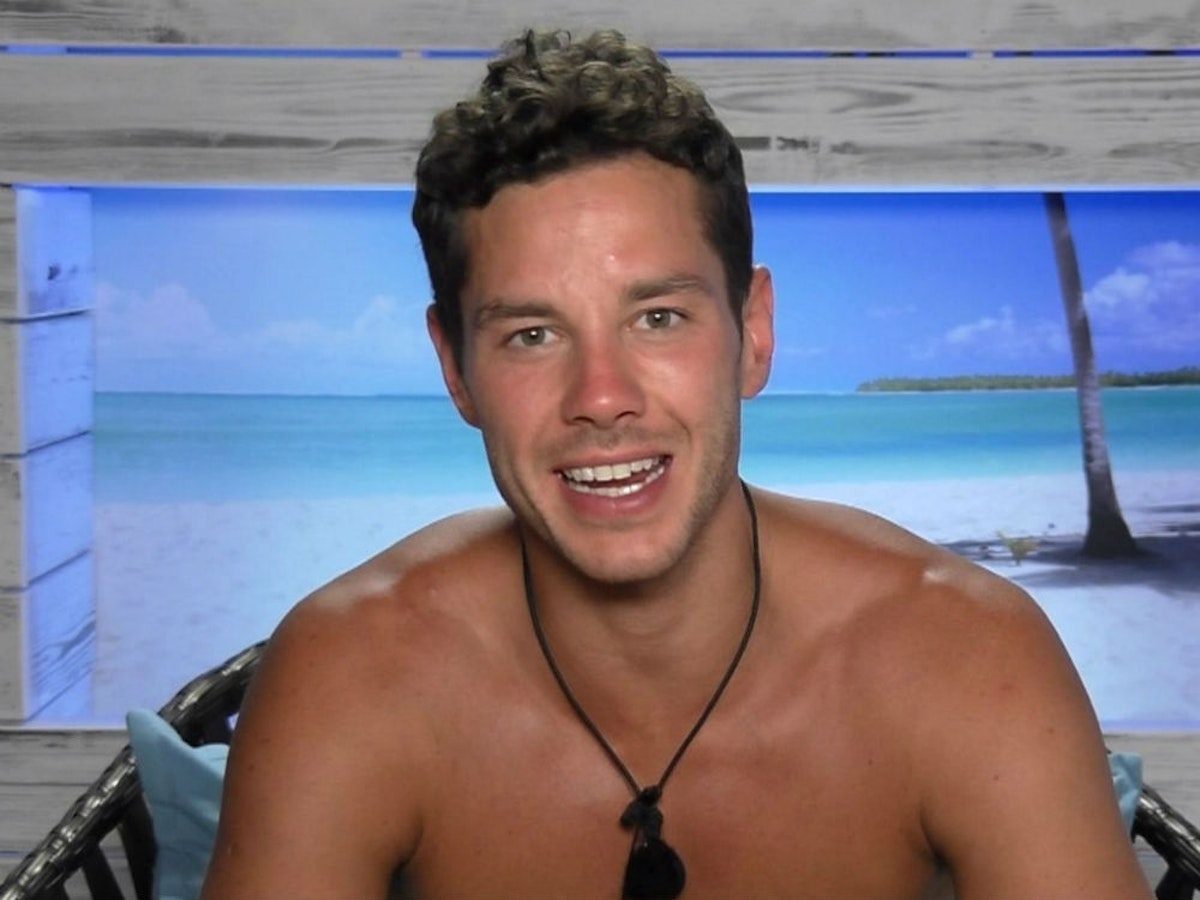 Vicky Pattison and Love Island stars CONFIRMED for Celebrity Coach Trip