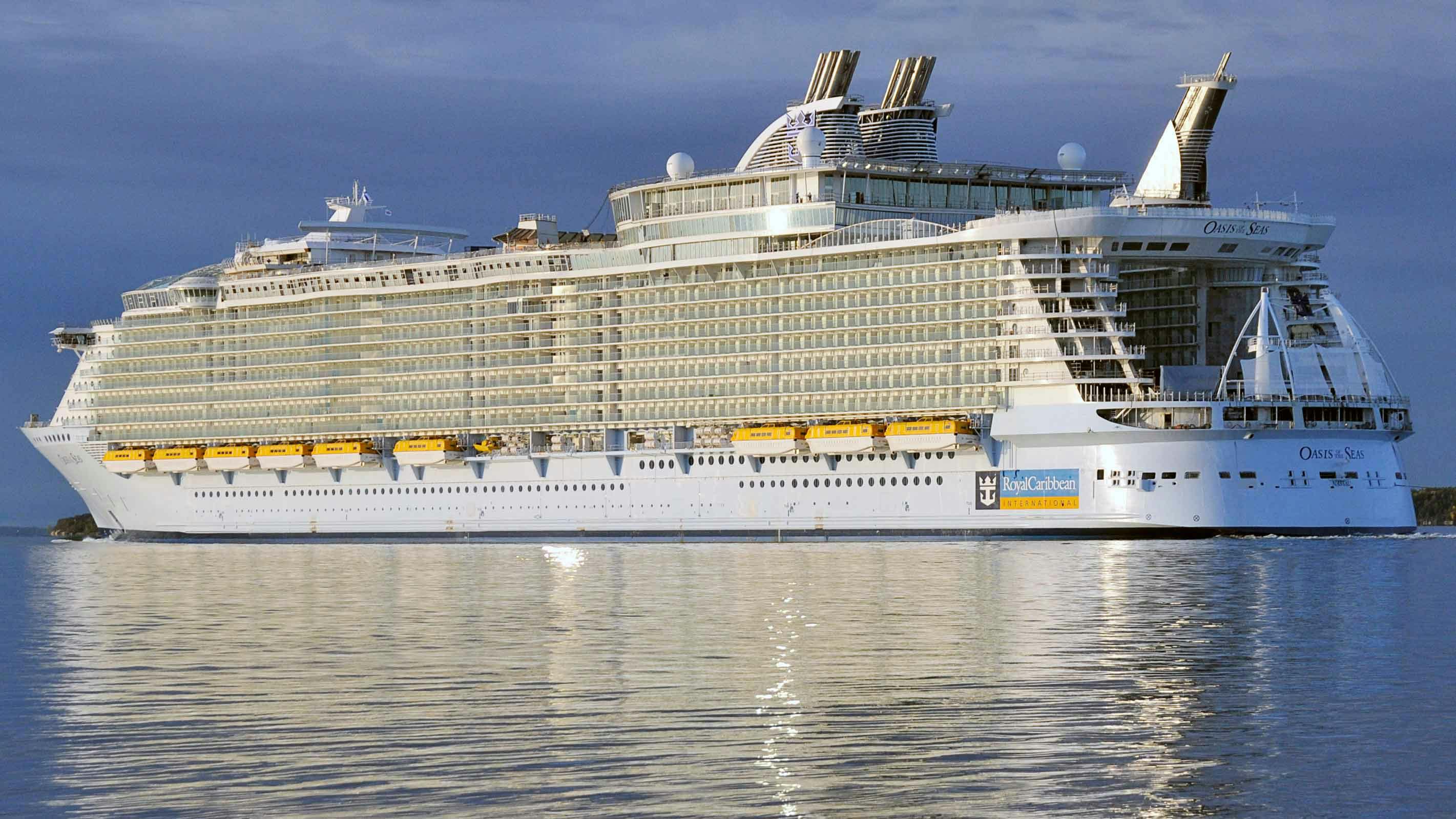 Royal Caribbean Oasis of the Seas - family friendly cruise review