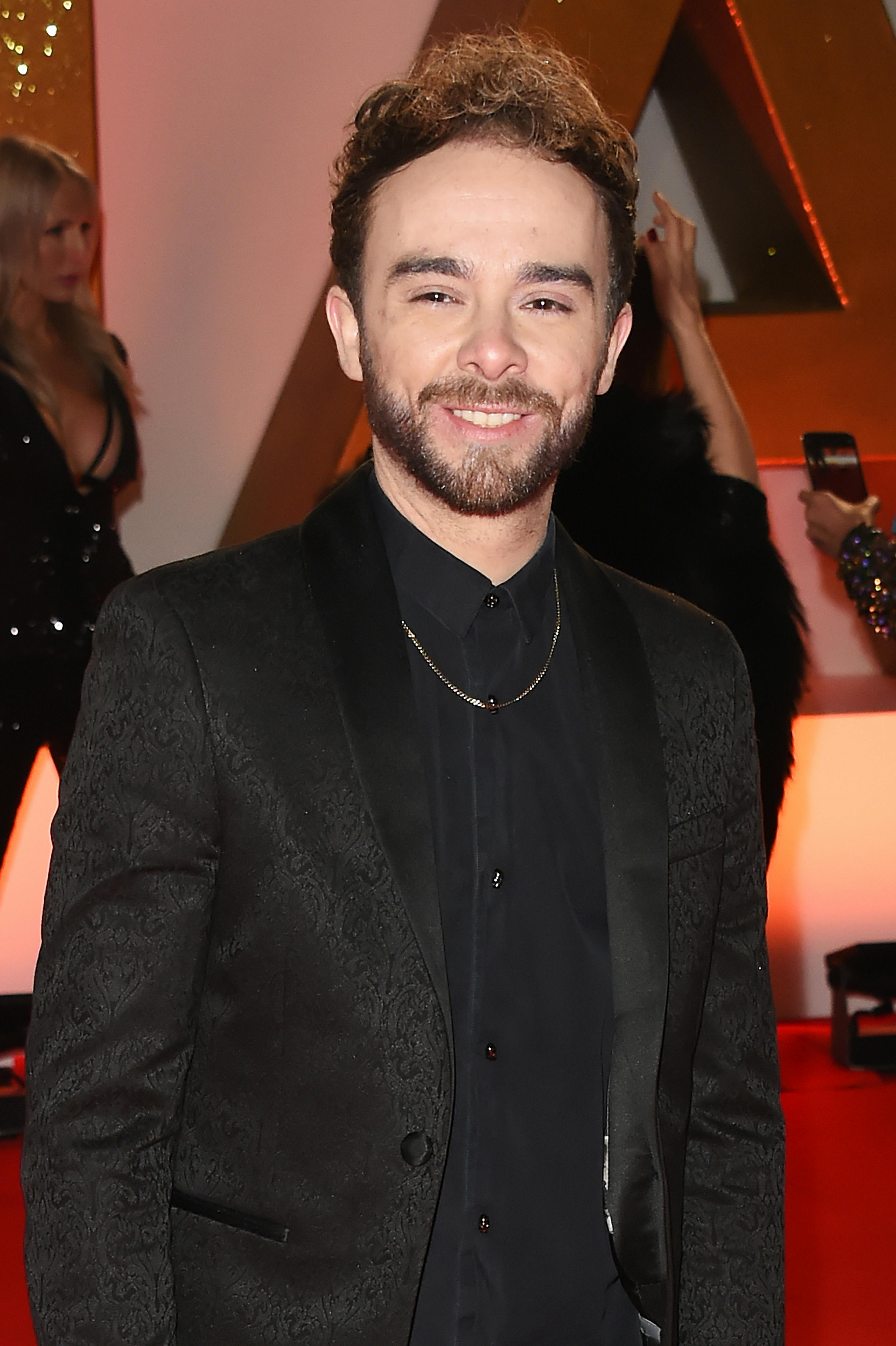 Coronation Street’s Jack P Shepherd shares update on his recent hair ...