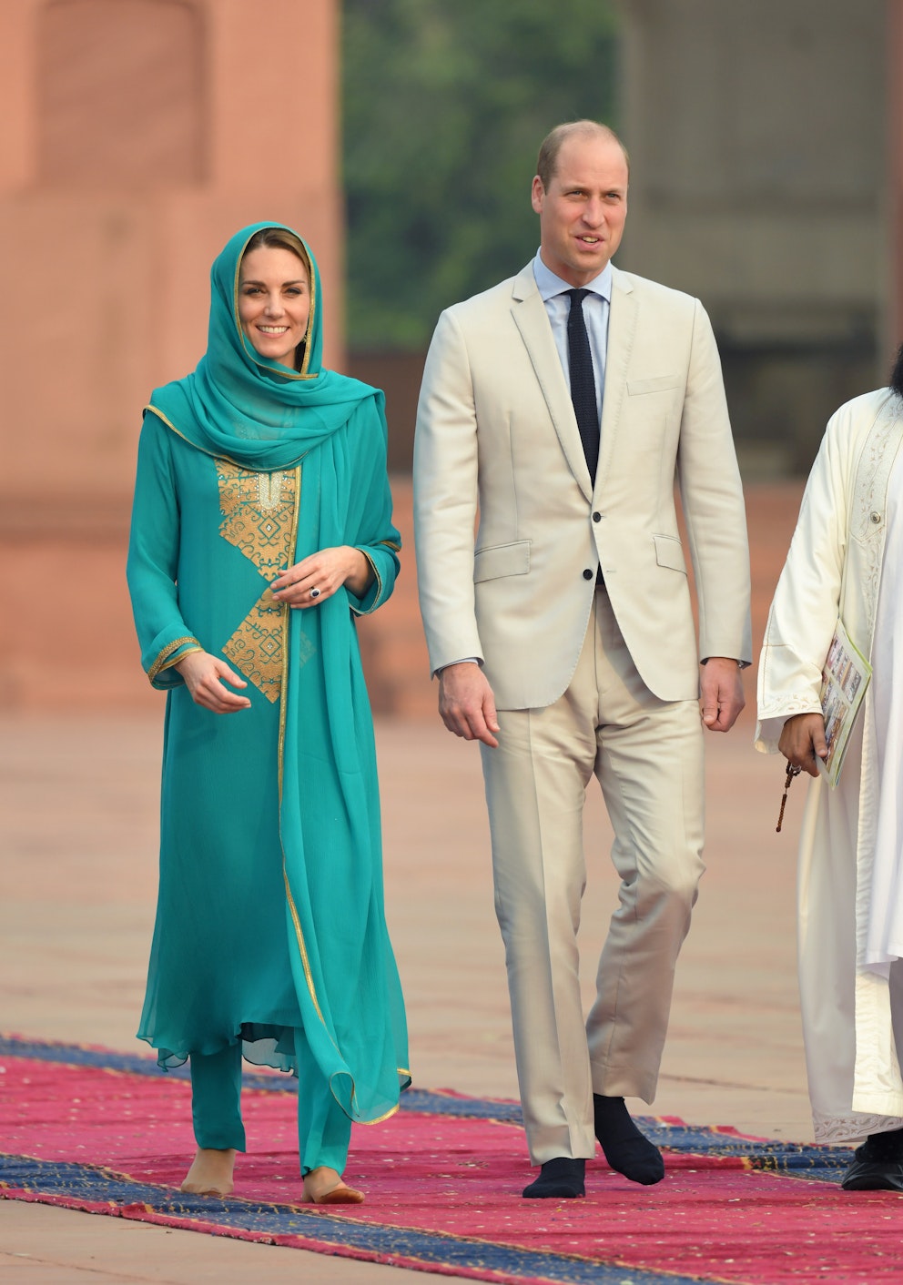 Kate Middleton's Pakistan Tour Wardrobe: All The Best Outfits