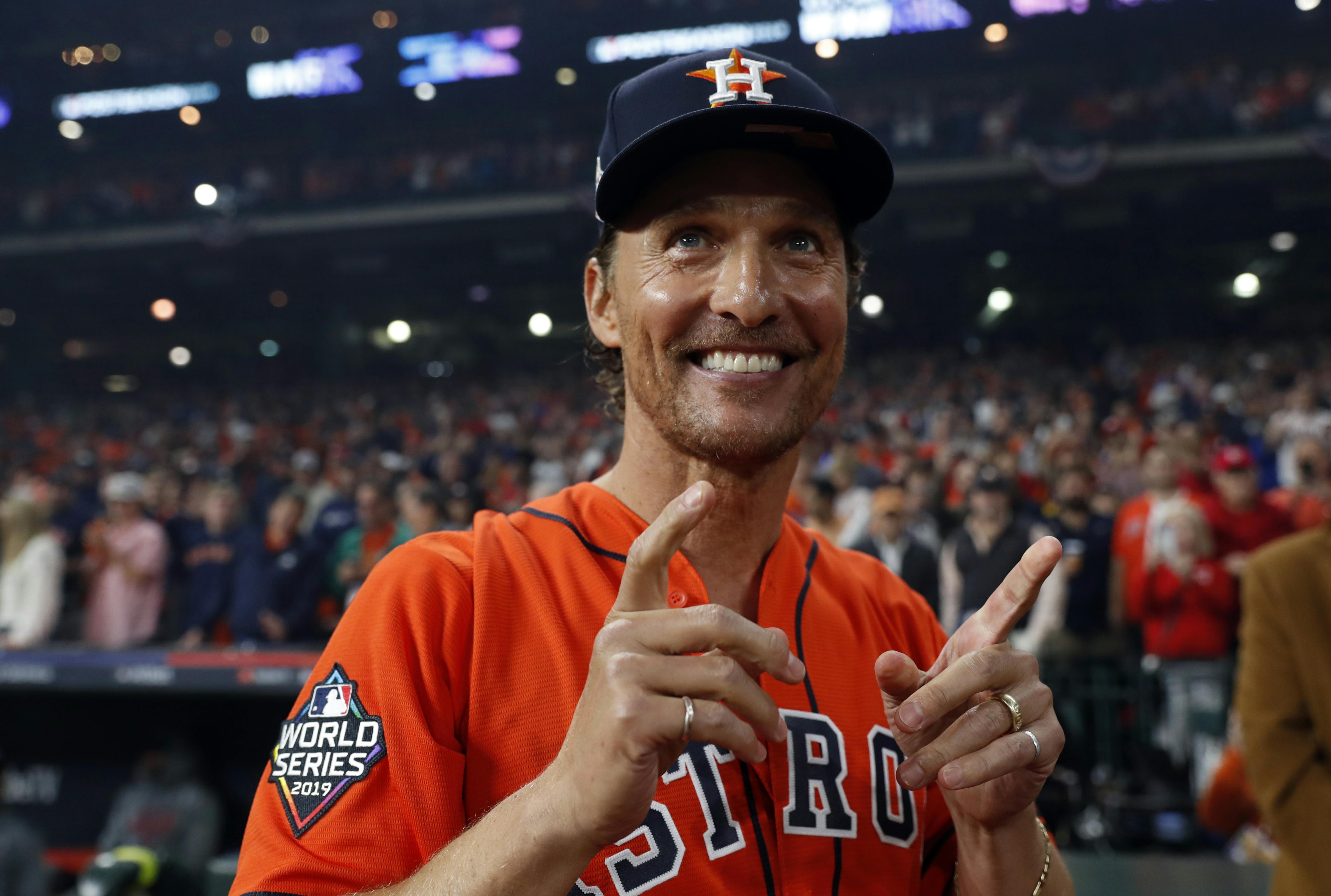 Possibly Inspired By Jennifer Aniston, Matthew McConaughey Has Joined ...