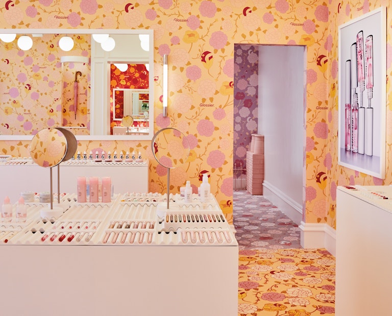 Glossier Founder Emily Weiss Talks Founding A Billion Dollar Company ...