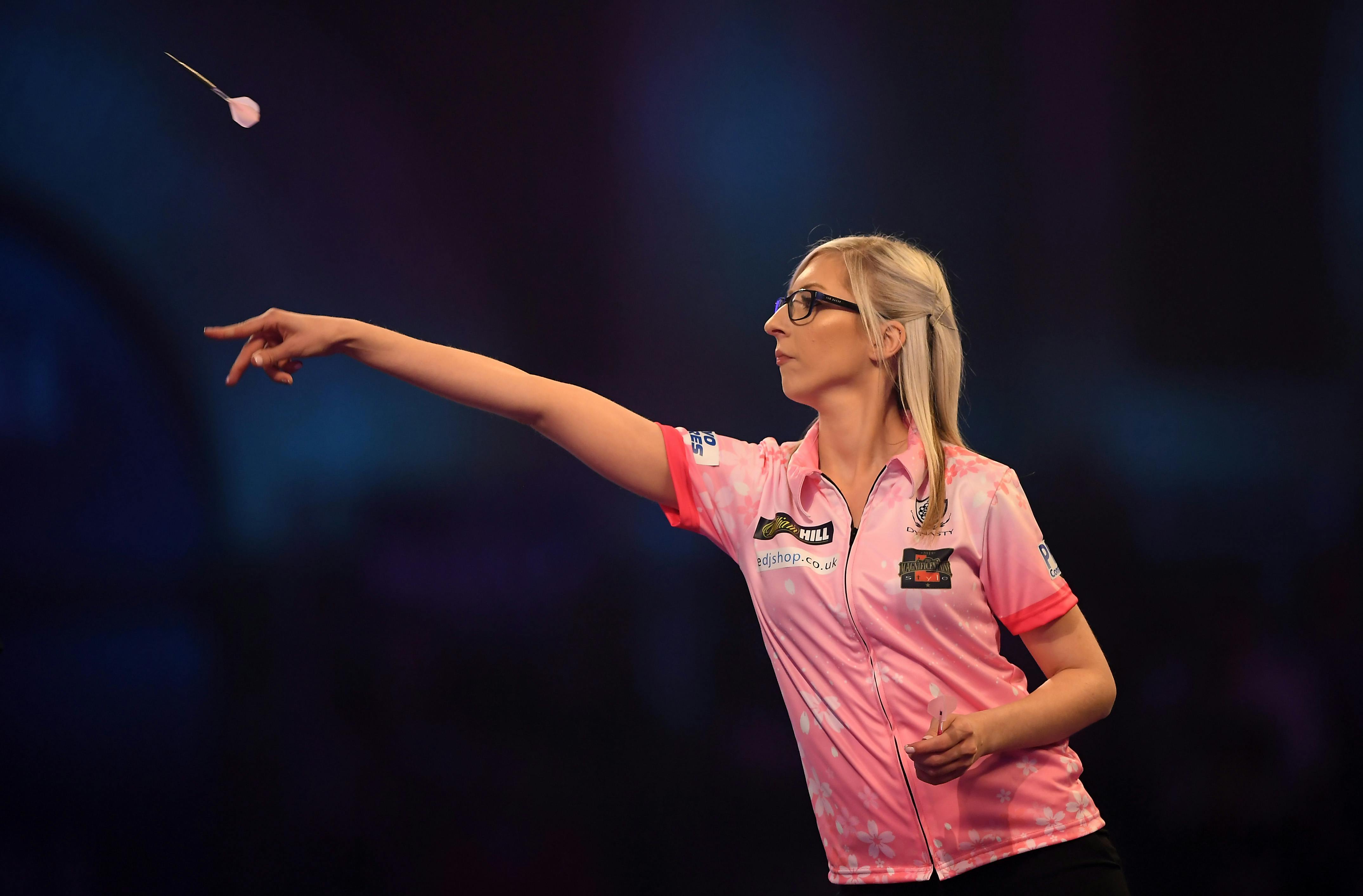 Fallon Sherrock: The First Female Darts Player To Win At The PDC World ...