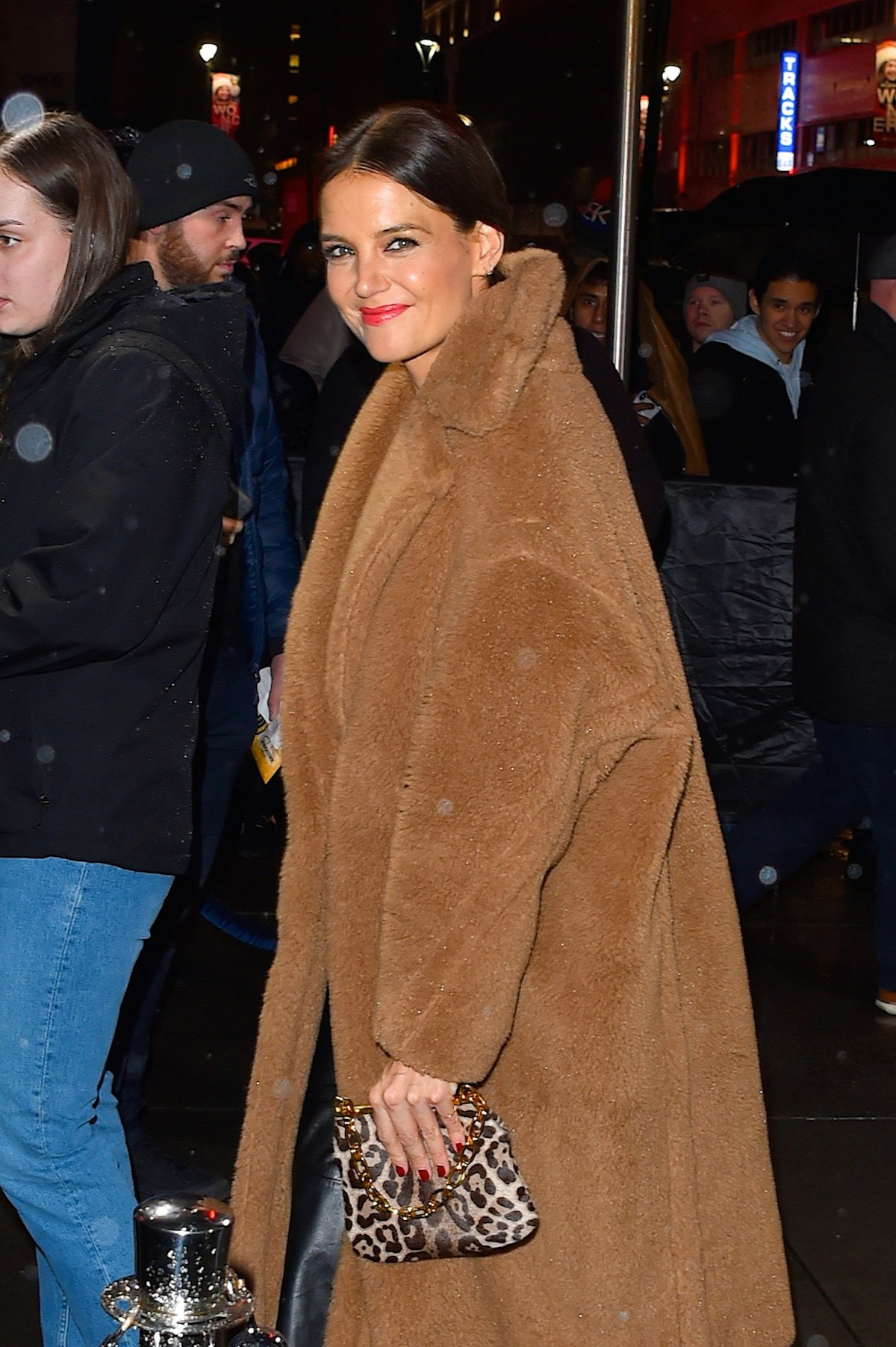 Best Teddy Bear Coats For Women: Where To Shop