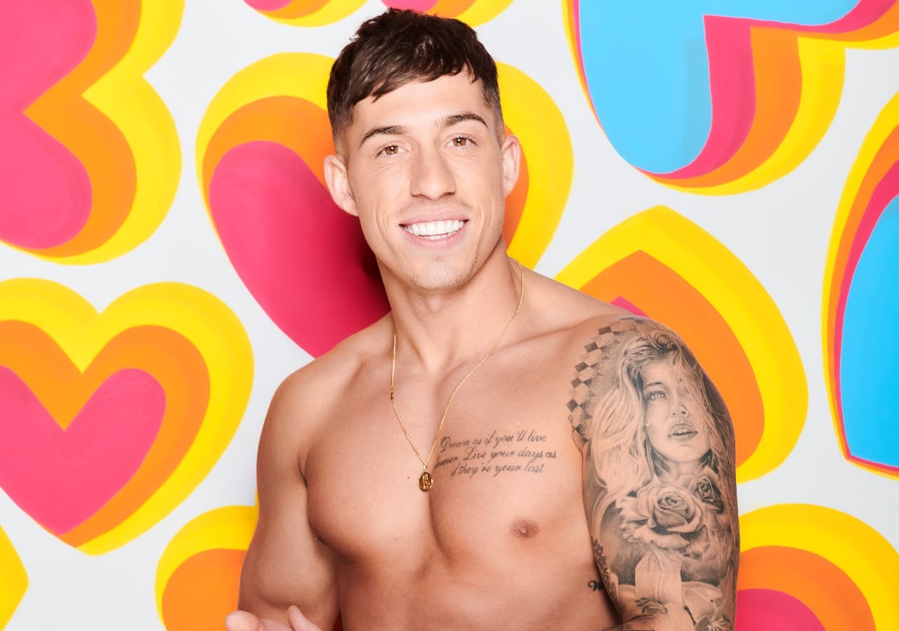 Get to know Love Island coffee bean salesman Connor Durman ...