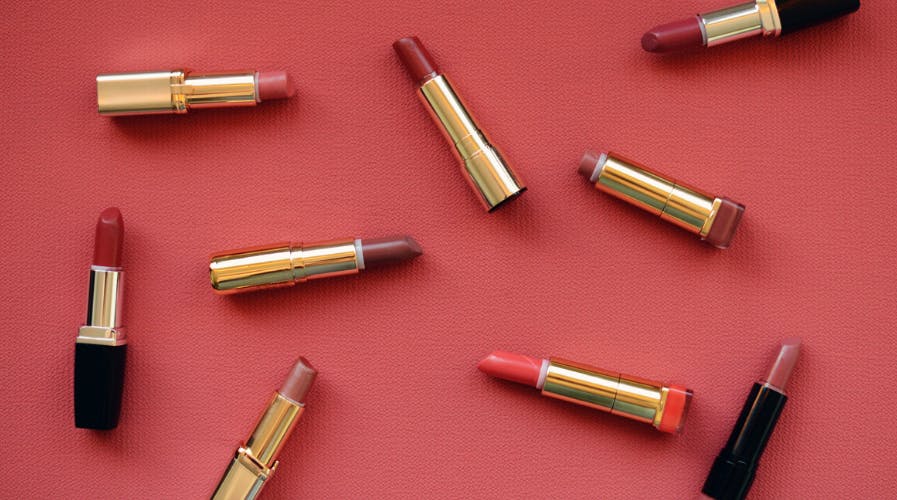 Get lippy! Shop these fabulous celebrity lipstick looks | Hair & Beauty ...