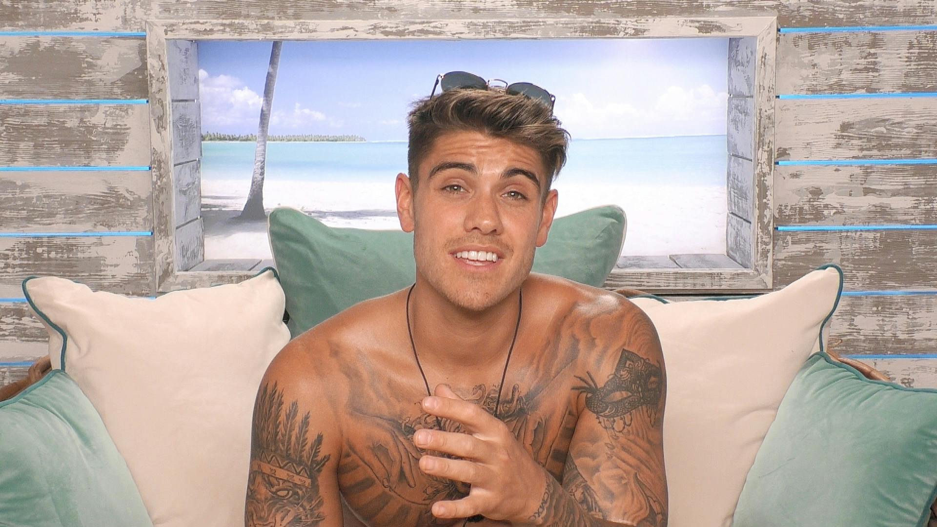 Love Island: Why Is Nobody Coupling Up With Luke M?