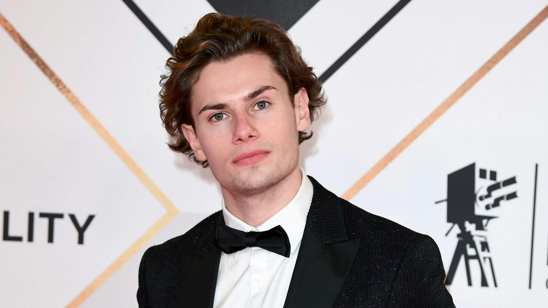 Love Island's Joe Garratt and Shaughna Phillips hint at romance