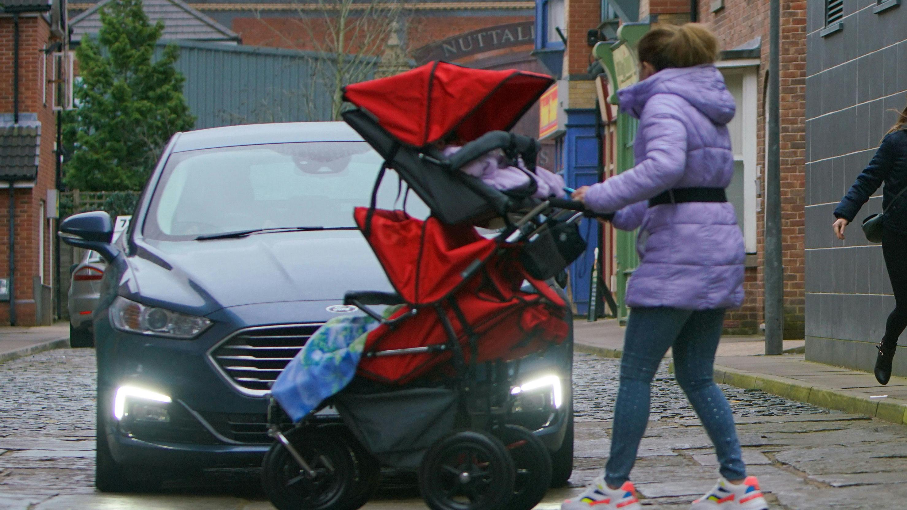 Coronation Street spoilers: Gemma Winter risks her babies lives