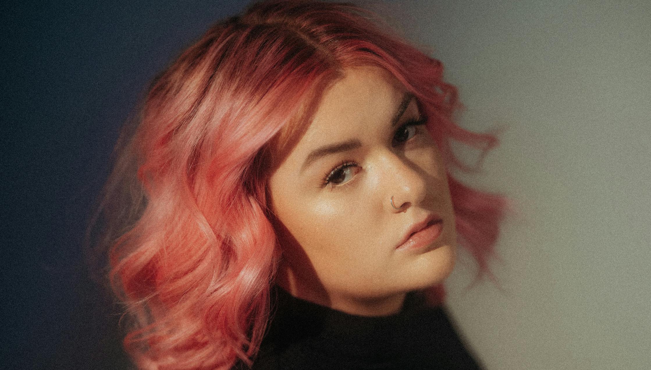 The X Factor's Grace Davies announces Friends with the Tragic EP and ...