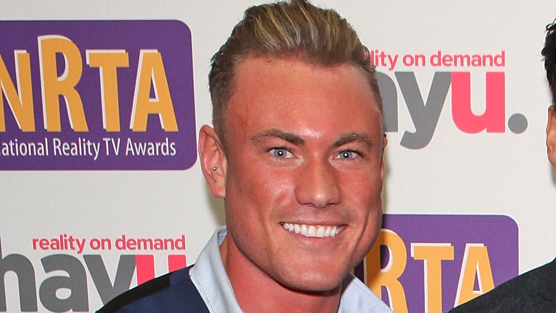 Love Island's Tom Powell's Willy out Wednesday post is incredible