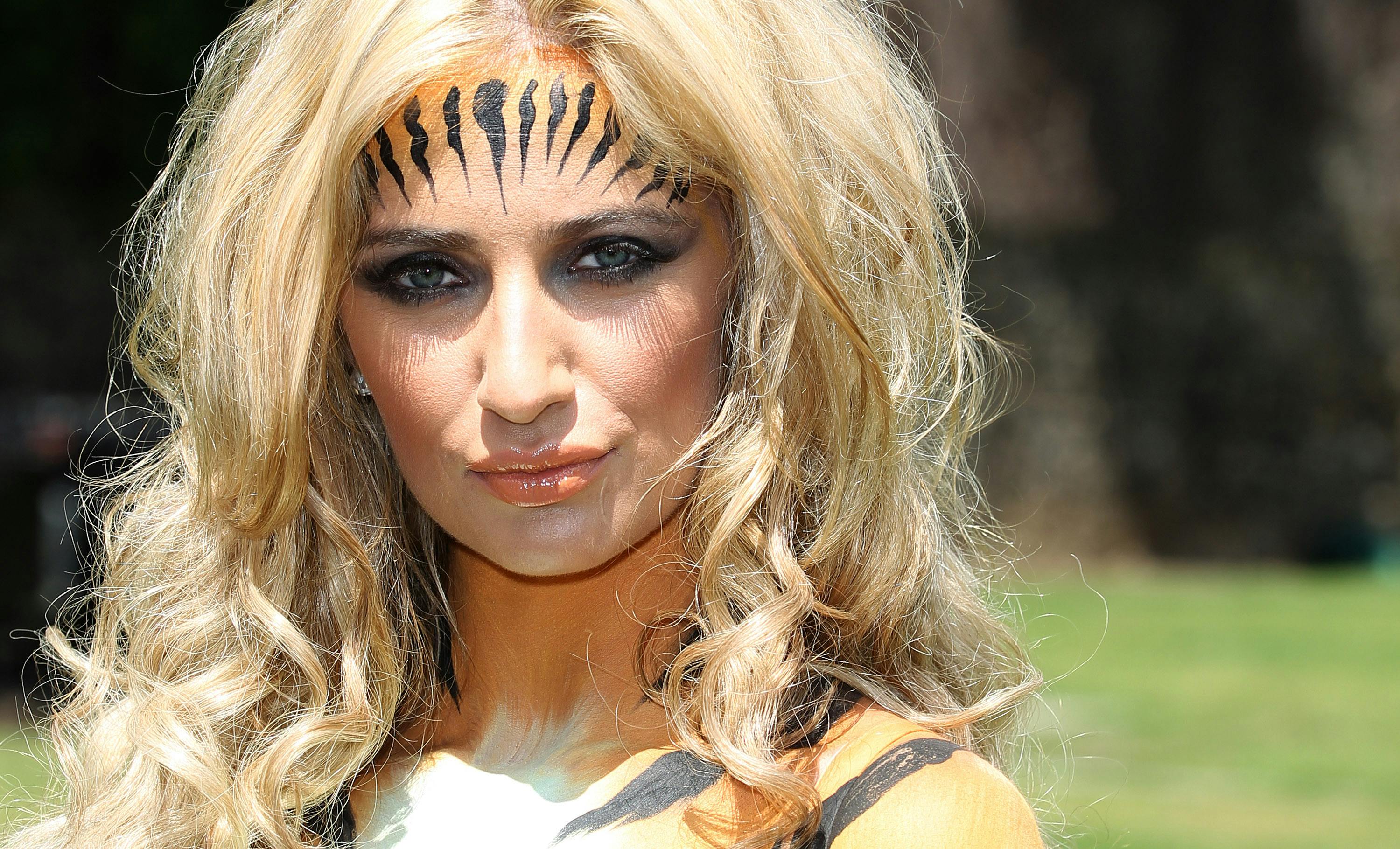 Celebrity Big Brother's Chantelle Houghton Addresses Her Surprise ...