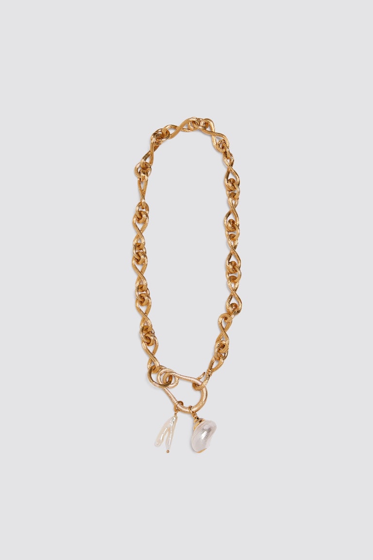 Connell's Chain In Normal People: Where To Buy Chain Necklaces