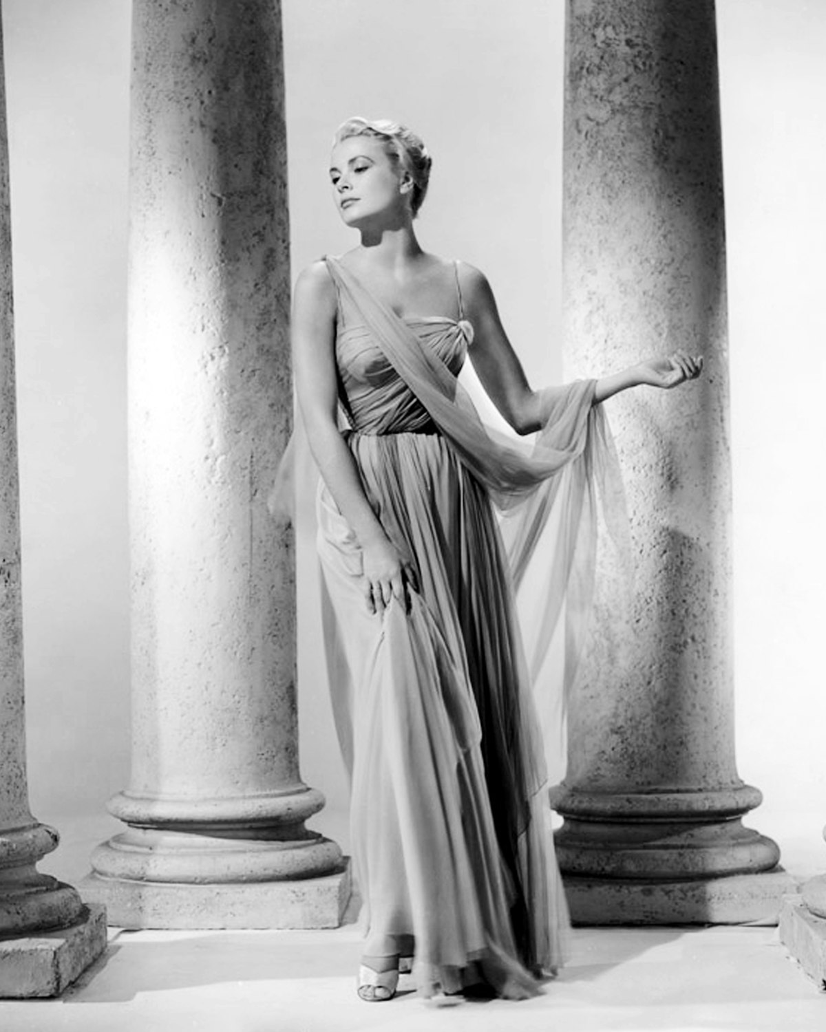 Best Film Costumes Of All Time From Audrey Hepburn To Grace Kelly ...