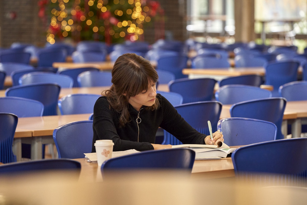 Normal People: Marianne's Best Outfits