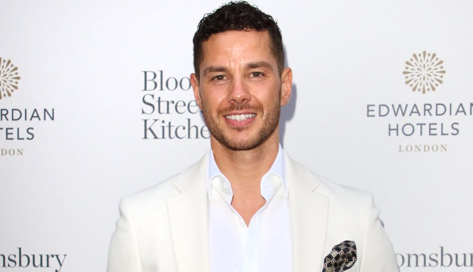 Love Island's Scott Thomas unveils lockdown body transformation ...