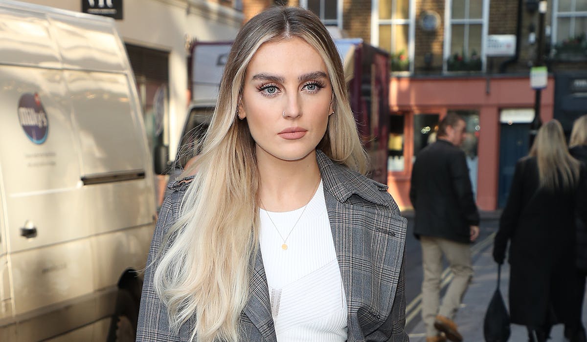 Perrie Edwards shows off freckles in natural snap and she's never ...