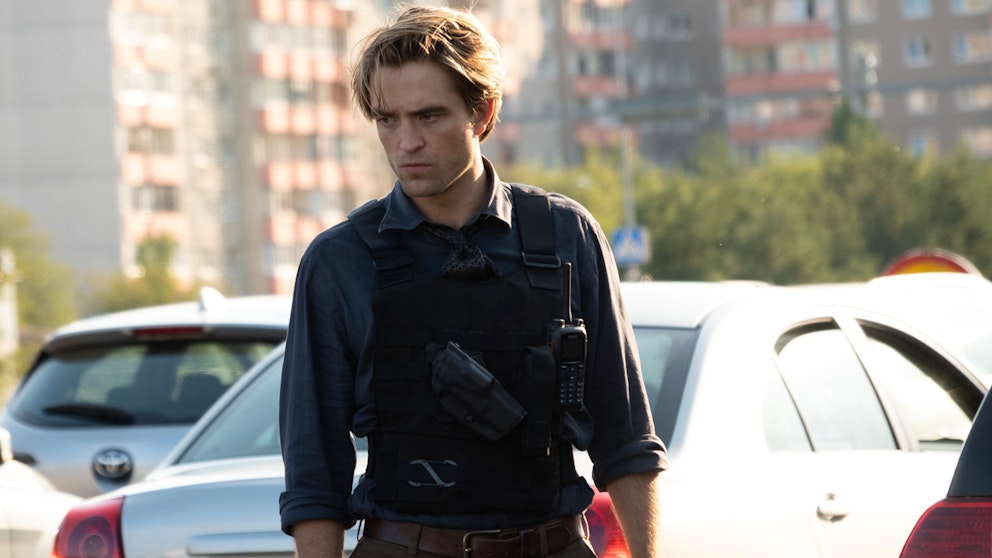 Tenet Explained: Understanding Inversion, Temporal Pincer Movements ...