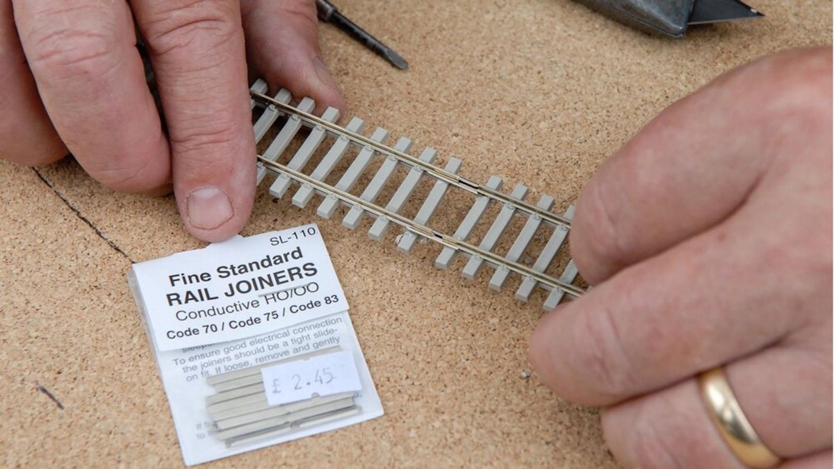 A beginners’ guide to laying track | Model Rail