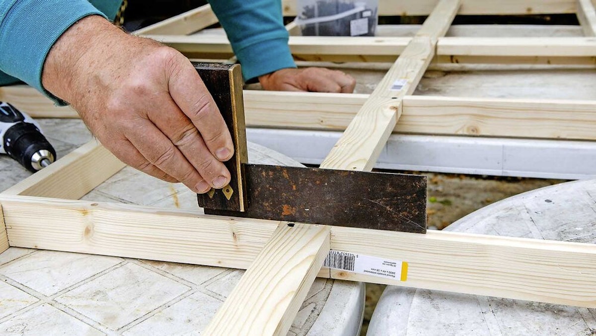 Building a baseboard — Model Rail