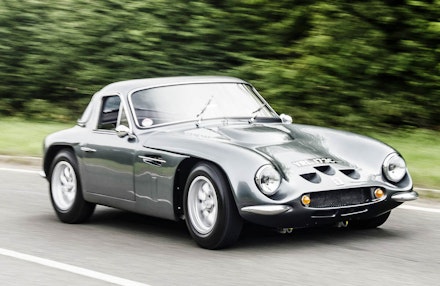 Above: one contemporary road test warned that above 150mph, the ...