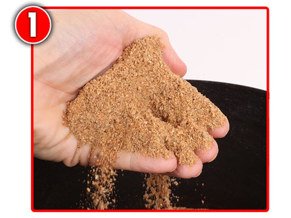 HOW TO MAKE YOUR OWN BOILIES | Angling Times