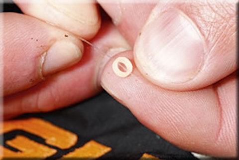 HOW TO RIG AND FISH WITH A PELLET WAGGLER | Angling Times