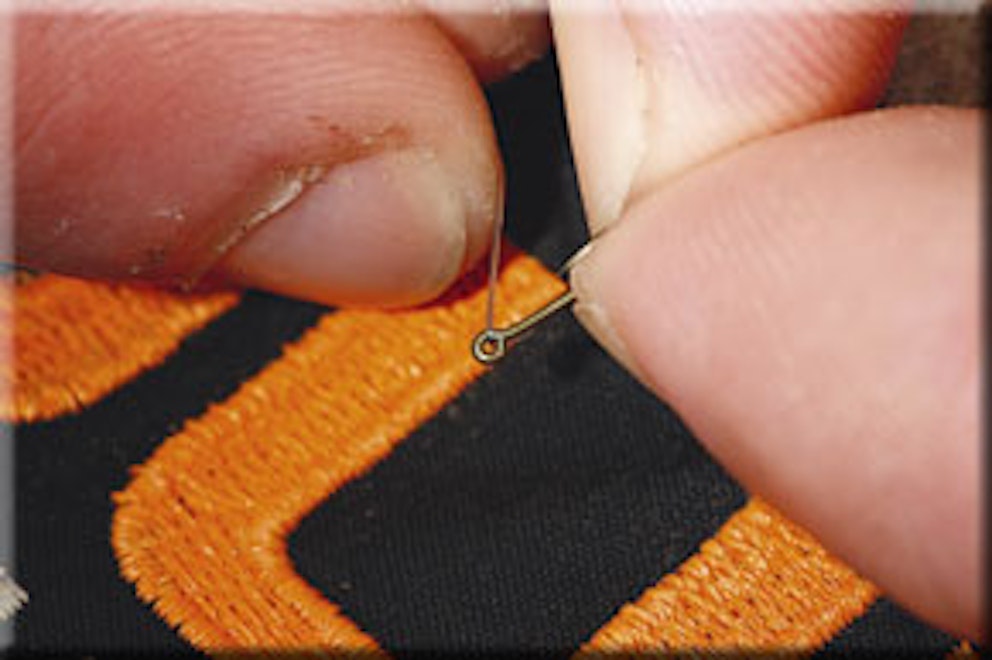 HOW TO RIG AND FISH WITH A PELLET WAGGLER | Angling Times