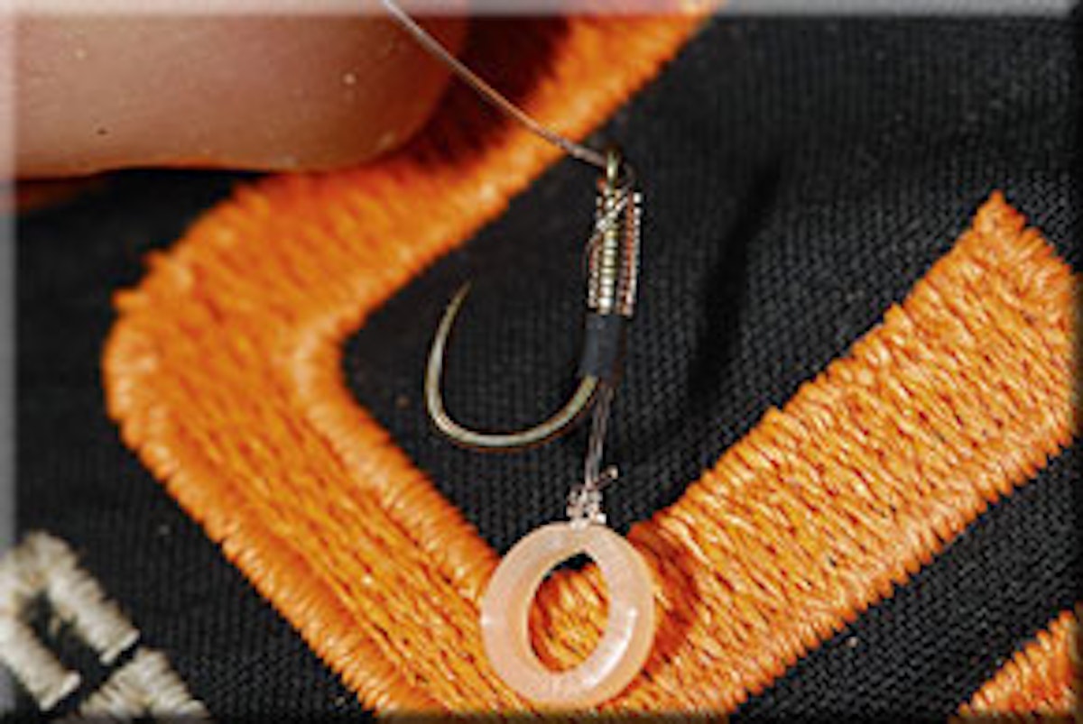 HOW TO RIG AND FISH WITH A PELLET WAGGLER | Angling Times