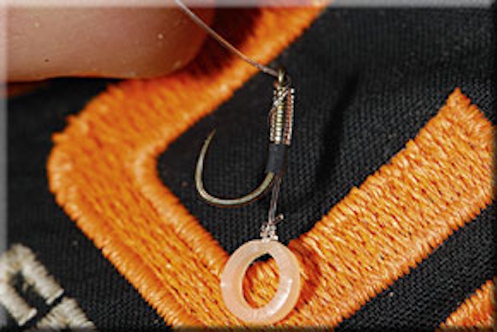 HOW TO RIG AND FISH WITH A PELLET WAGGLER | Angling Times