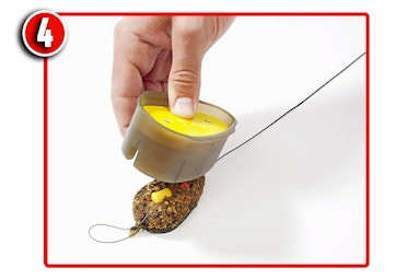 HOW TO TIE THE METHOD FEEDER RIG | Angling Times