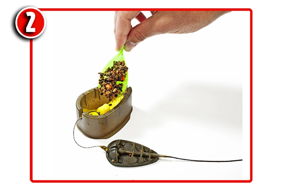 HOW TO TIE THE METHOD FEEDER RIG | Angling Times