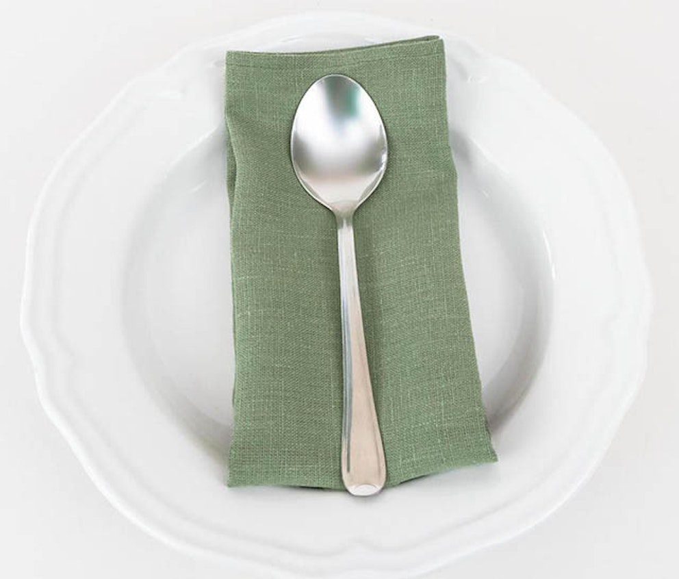 17 napkin folding ideas to impress your guests