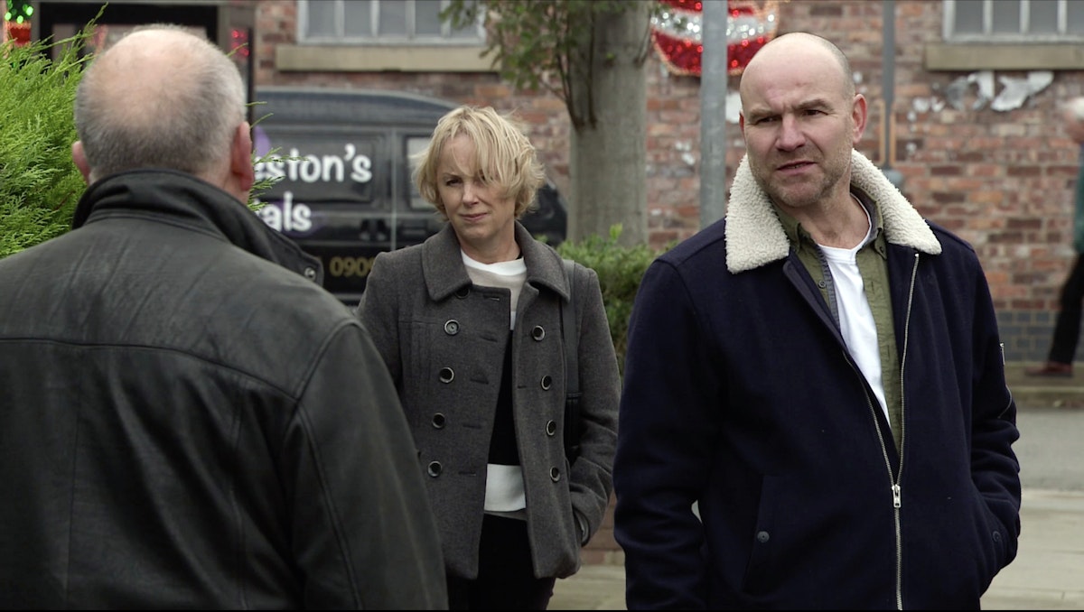 Coronation Street: the residents say goodbye to Oliver Battersby