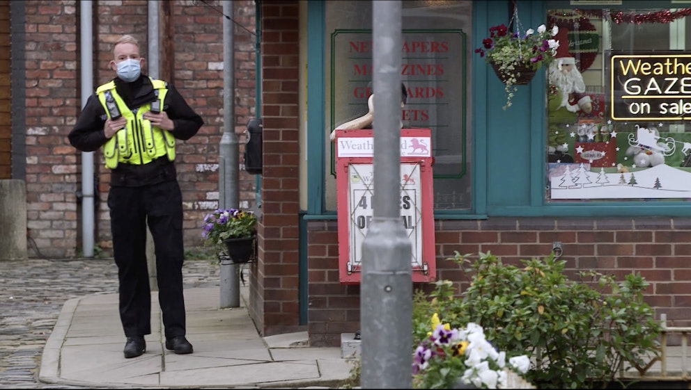 Coronation Street: the residents say goodbye to Oliver Battersby