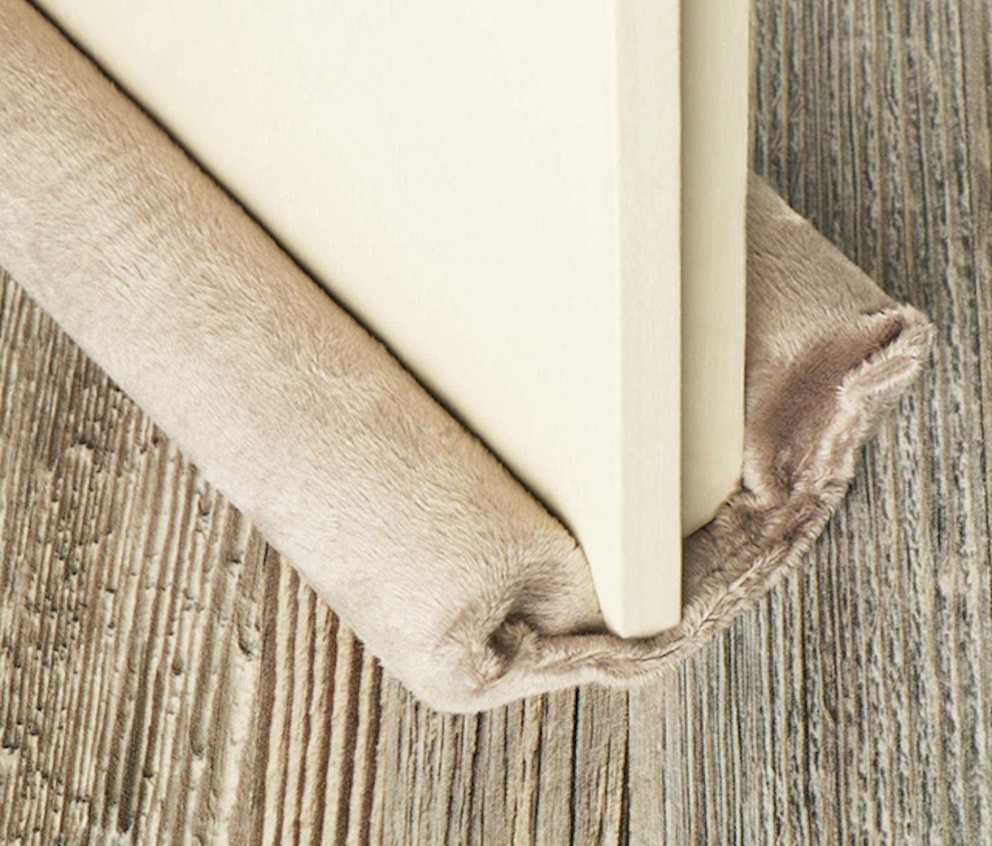 How to make a door draught excluder