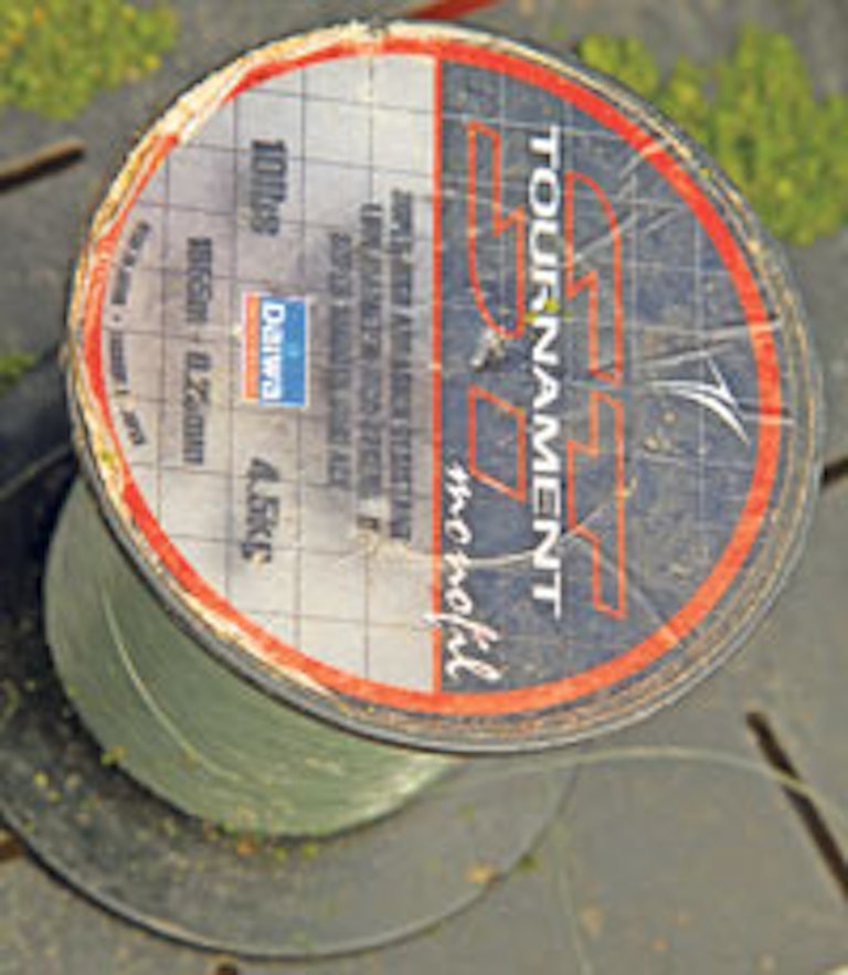 HOW TO TIE A LONG-RANGE BREAM FEEDER RIG | Angling Times