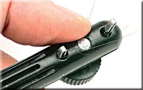 HOW TO TIE A SPADE END HOOK | Angling Times