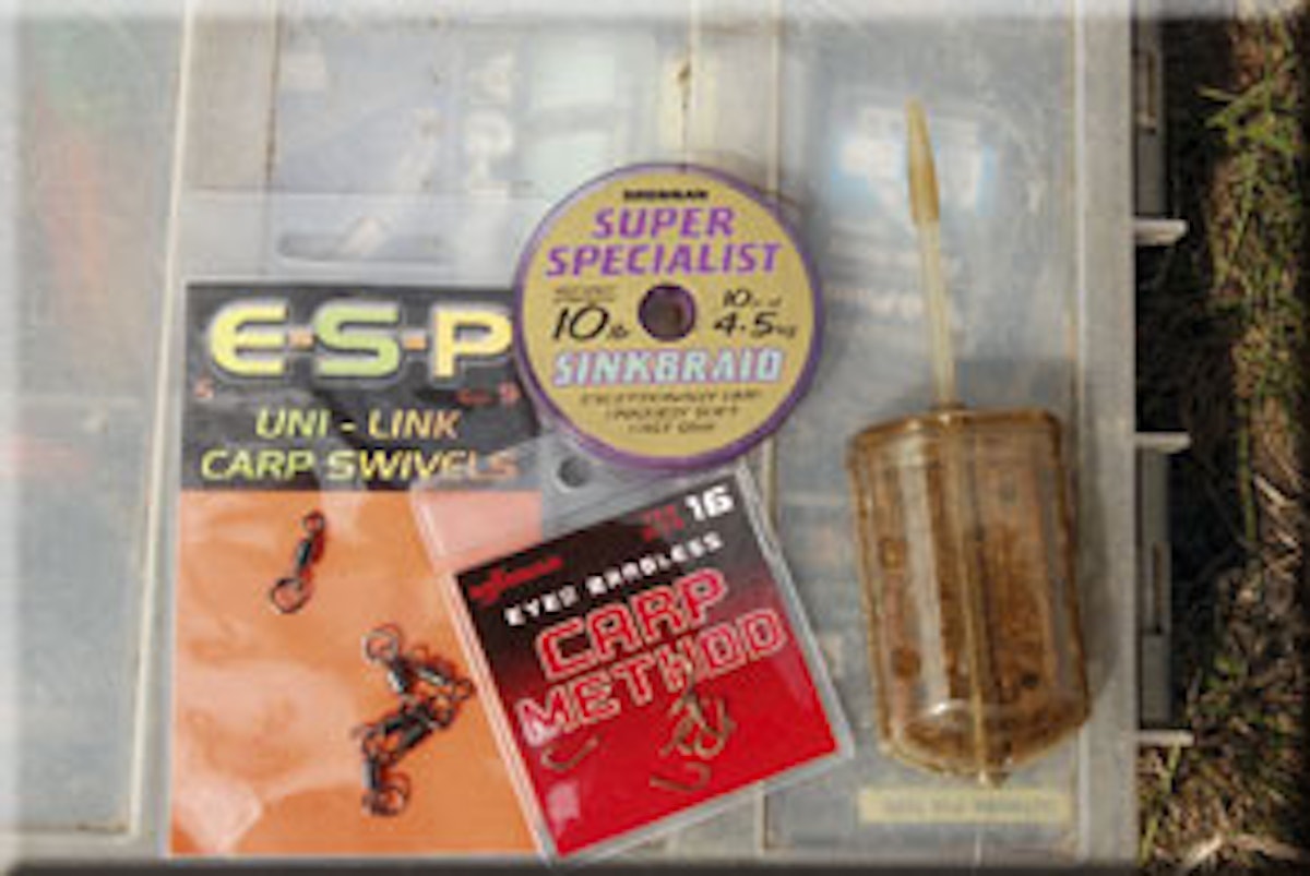 HOW TO SET UP AN IN-LINE BOLT MAGGOT FEEDER RIG | Angling Times