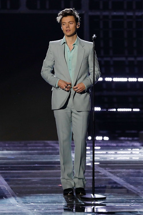 Harry Styles’ most ICONIC outfits | Style | Heat