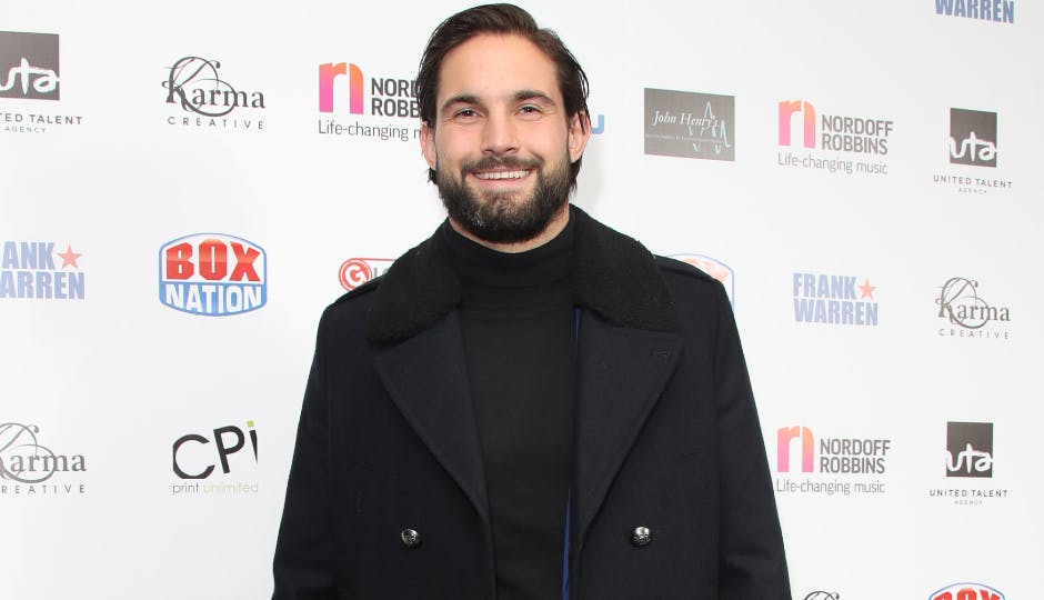 Love Island’s Jamie Jewitt shows off ‘father figure’ after 4st weight ...