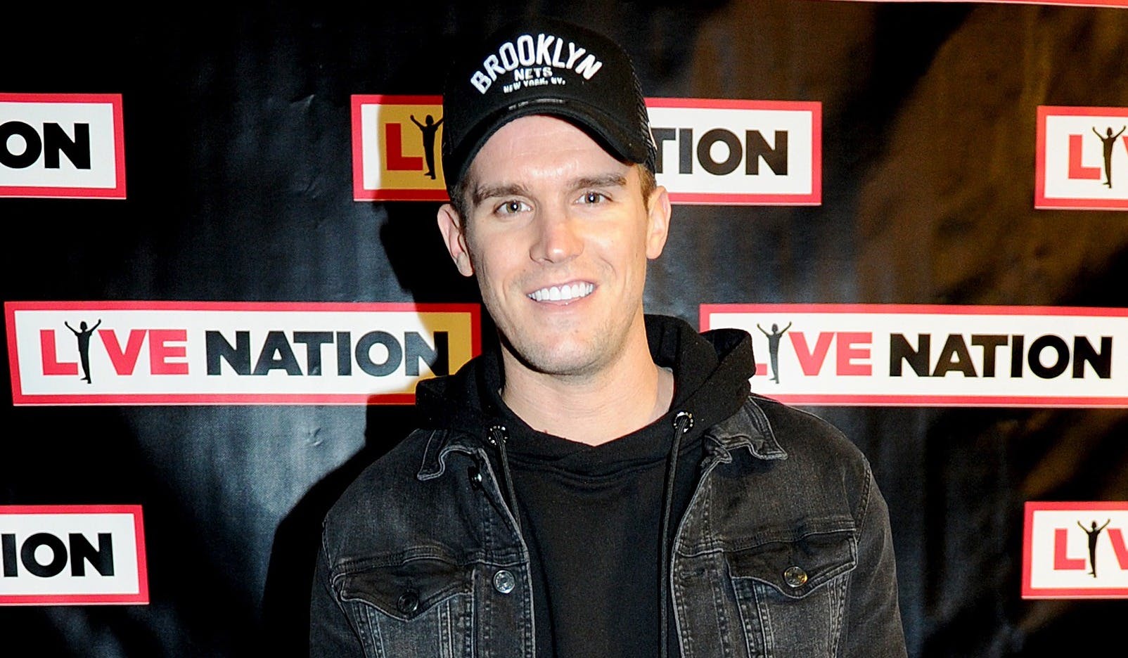 Gary Beadle shows off epic body (and hair) transformation