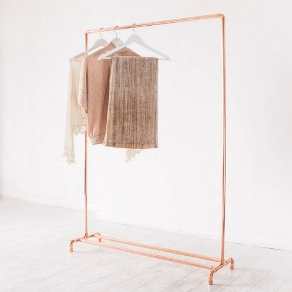 Best Clothes Rail For Storing All of Your Favourite Outfits