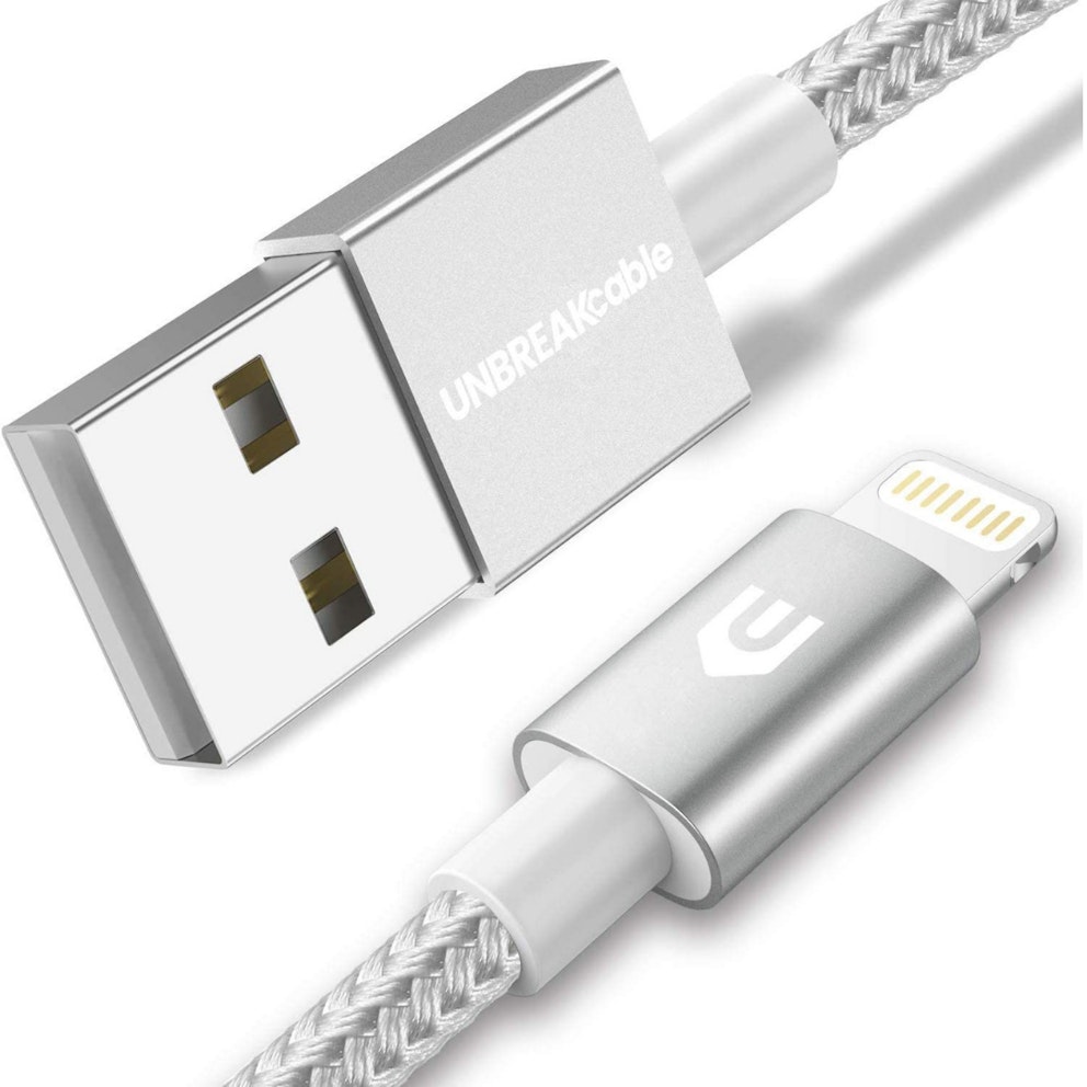 The Best Lightning Cables to Keep Your Apple Products Charged Up