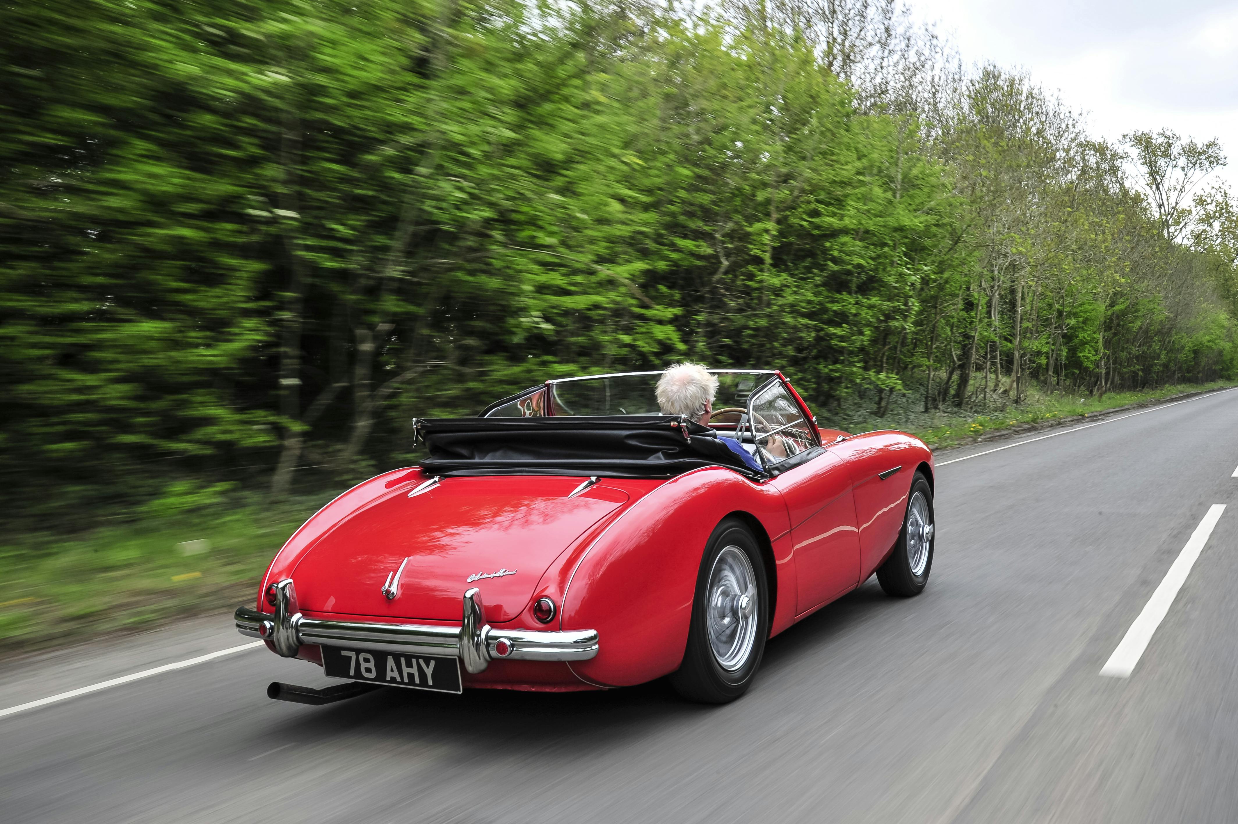 BEHIND THE WHEEL – AUSTIN-HEALEY 100 | %%channel_name%%